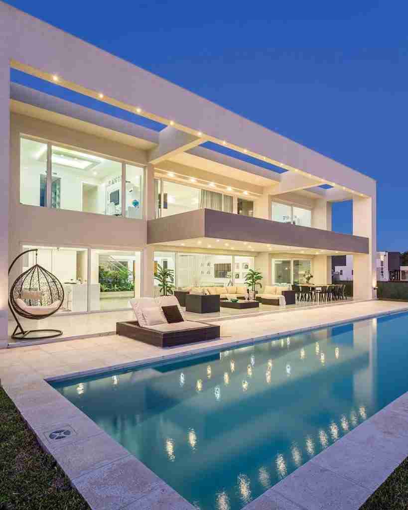 Best Luxury Lifestyle Photos - Expensive Life Style of Riches