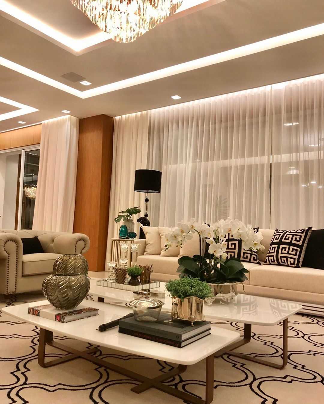 Best Luxury Lifestyle Photos - Expensive Life Style of Riches