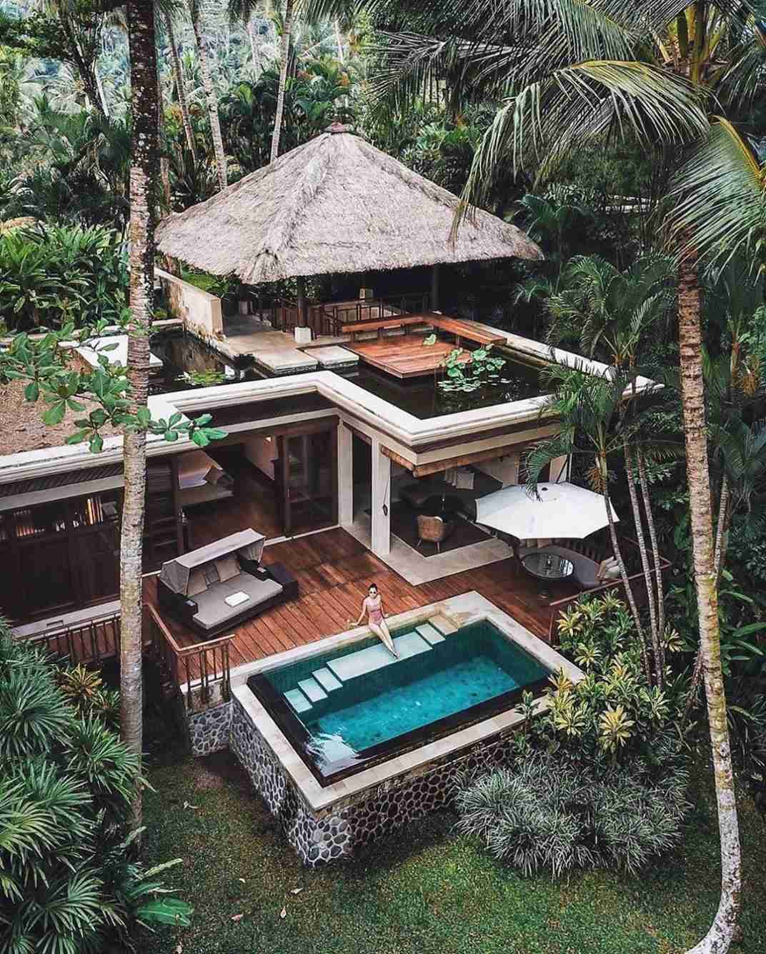 Most Luxurious Homes - Expensive Life Style of Riches