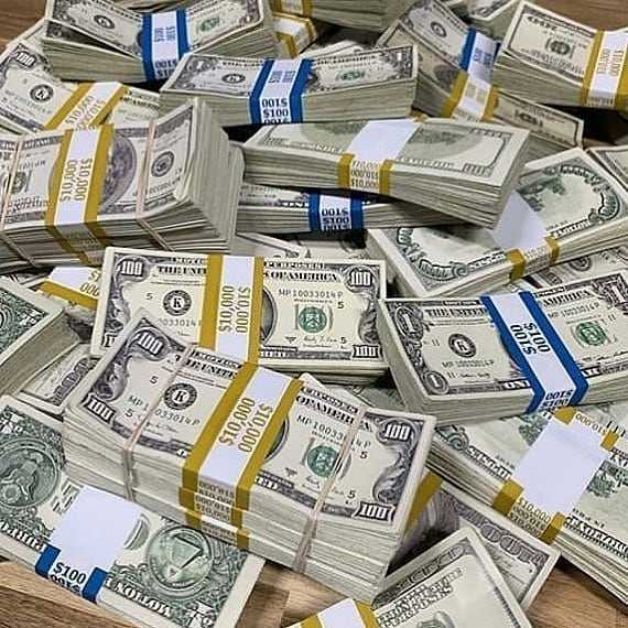 Best Luxury Lifestyle Photos - Expensive Life Style of Riches