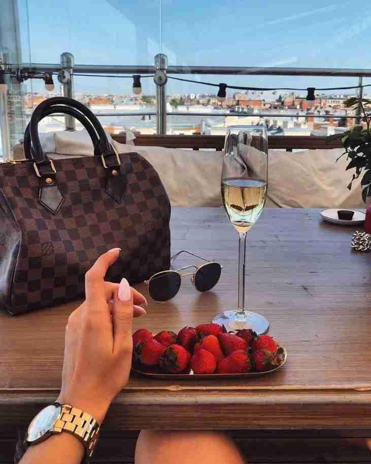 Best Luxury Lifestyle Photos - Expensive Life Style of Riches